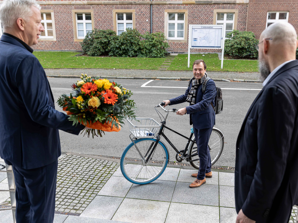 Neues Gesicht an der Spitze des UKM: Univ.-Prof. Dr. Alex W. Friedrich ...